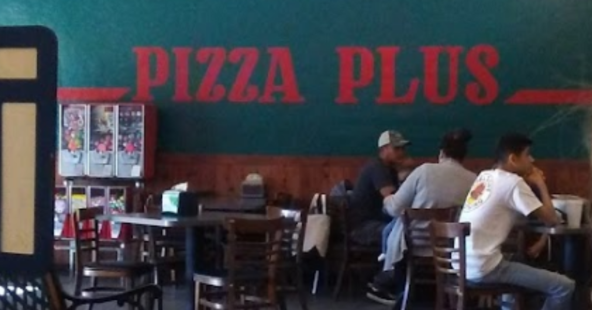 Pizza Plus, Newman Ca. - Places to Eat in Newman California